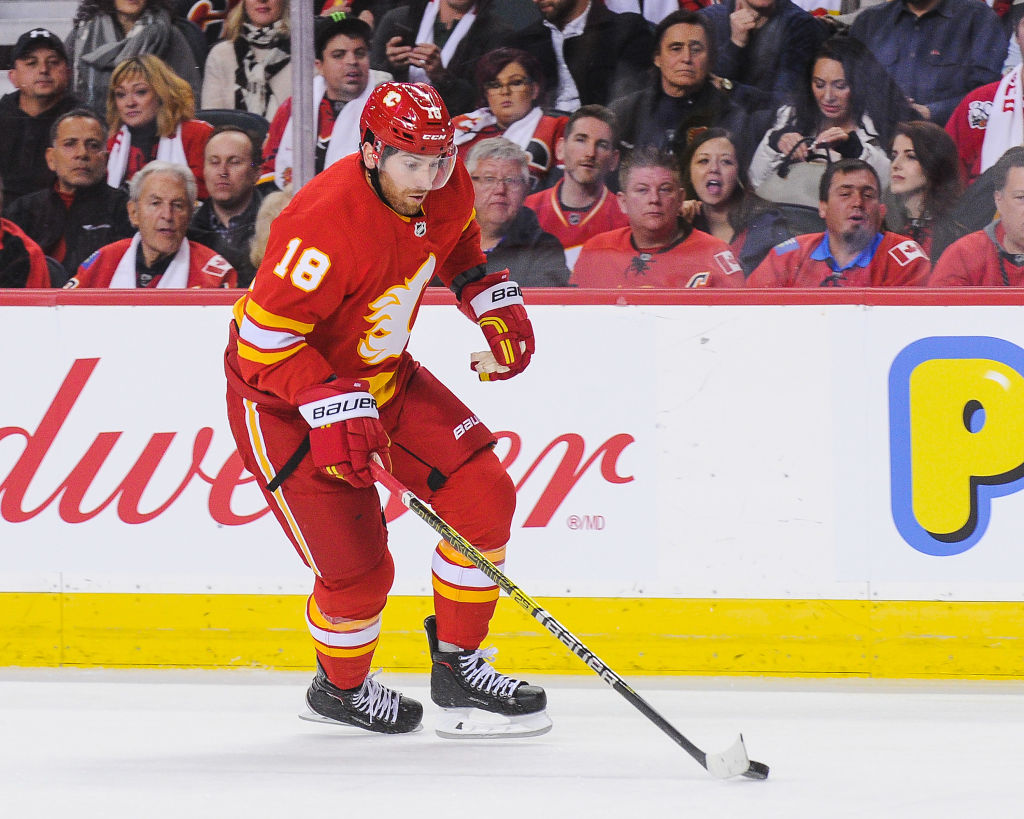 Calgary Flamesin kesällä hankkima "varma" maalipyssy täysin yössä ...