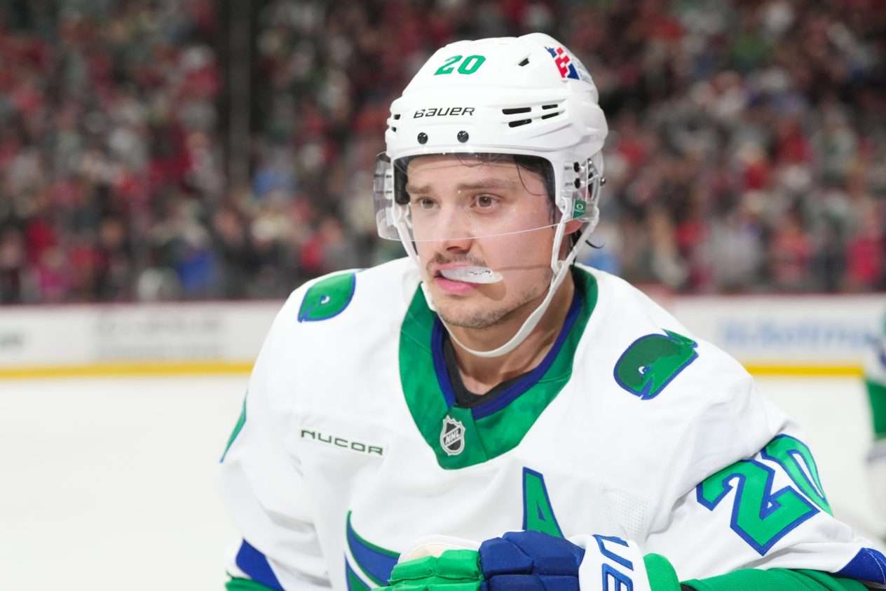 Sebastian Aho nöyryytti Cale Makaria - ylsi samalla harvinaiseen ...